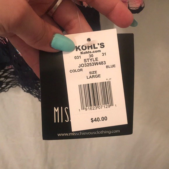 Miss Chievous | Sweaters | Nwt Miss Chievous Beautiful Light Floral ...